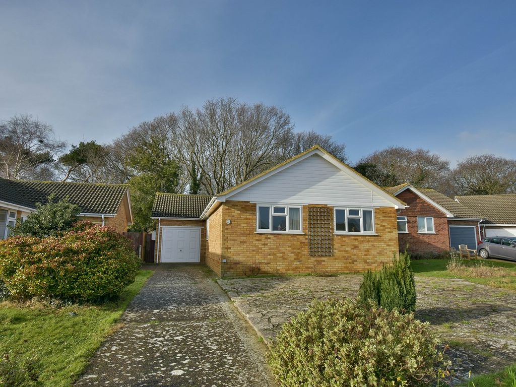 3 Bed Detached Bungalow For Sale In Venture Close Bexhill On Sea Tn40