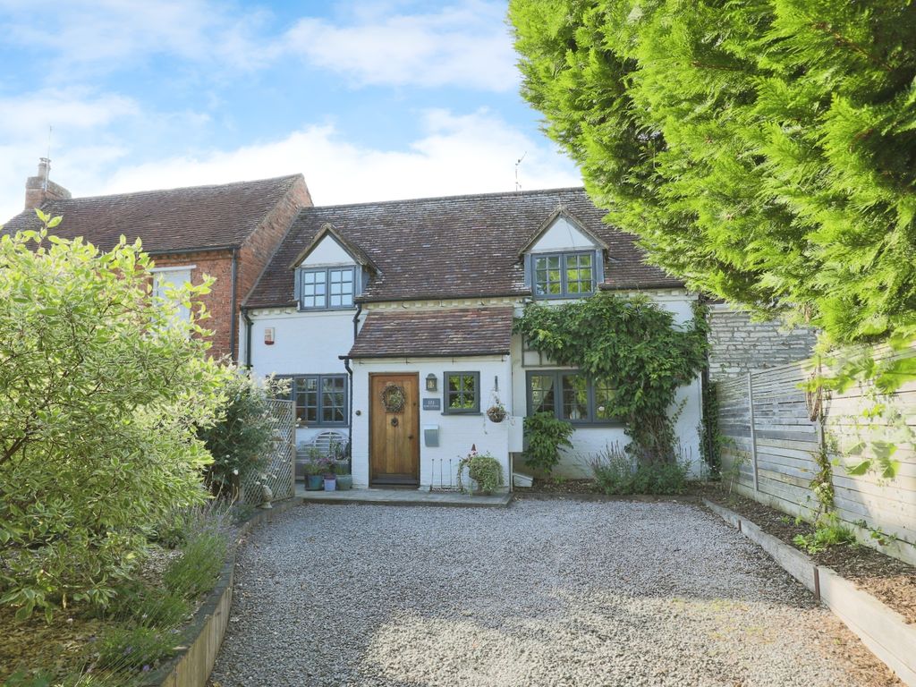 3 bed cottage for sale in High Street, Alcester B50, £475,000 - Zoopla