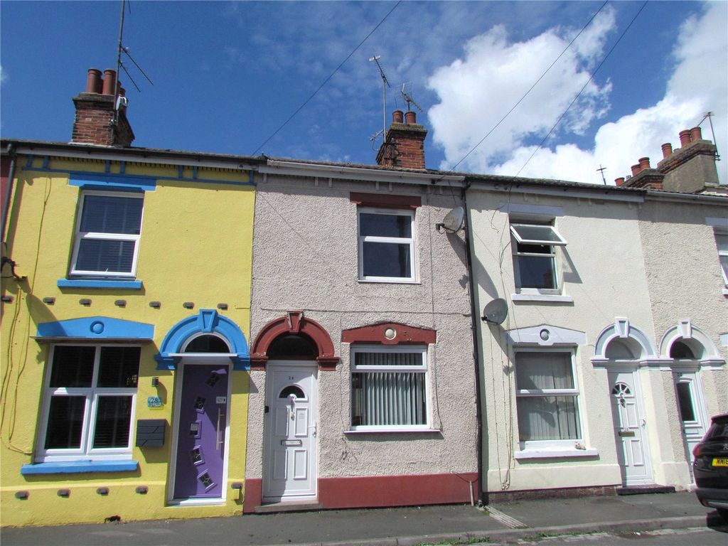 3 bed terraced house to rent in Parkeston Road, Parkeston, Harwich CO12 ...