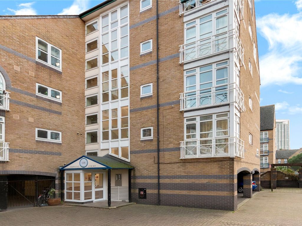 2 bed flat for sale in Eleanor Close, London SE16 - Zoopla
