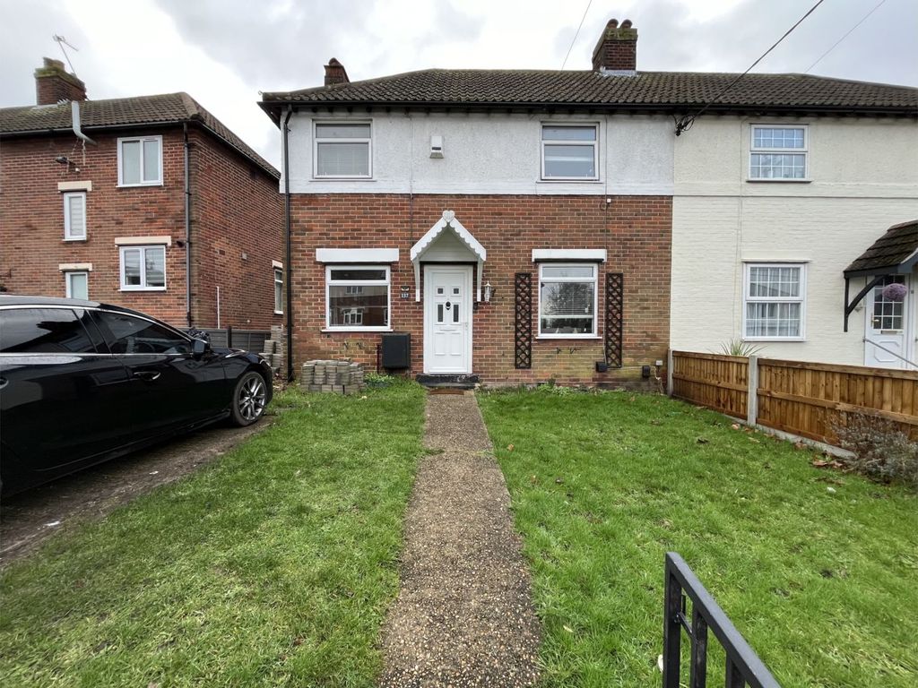 2 bed semi-detached house for sale in Goring Road, Colchester CO4, £ ...