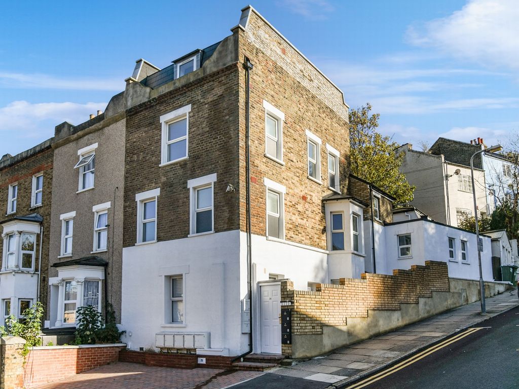 1 bed flat to rent in Brookhill Road, Woolwich SE18, £1,200 pcm - Zoopla