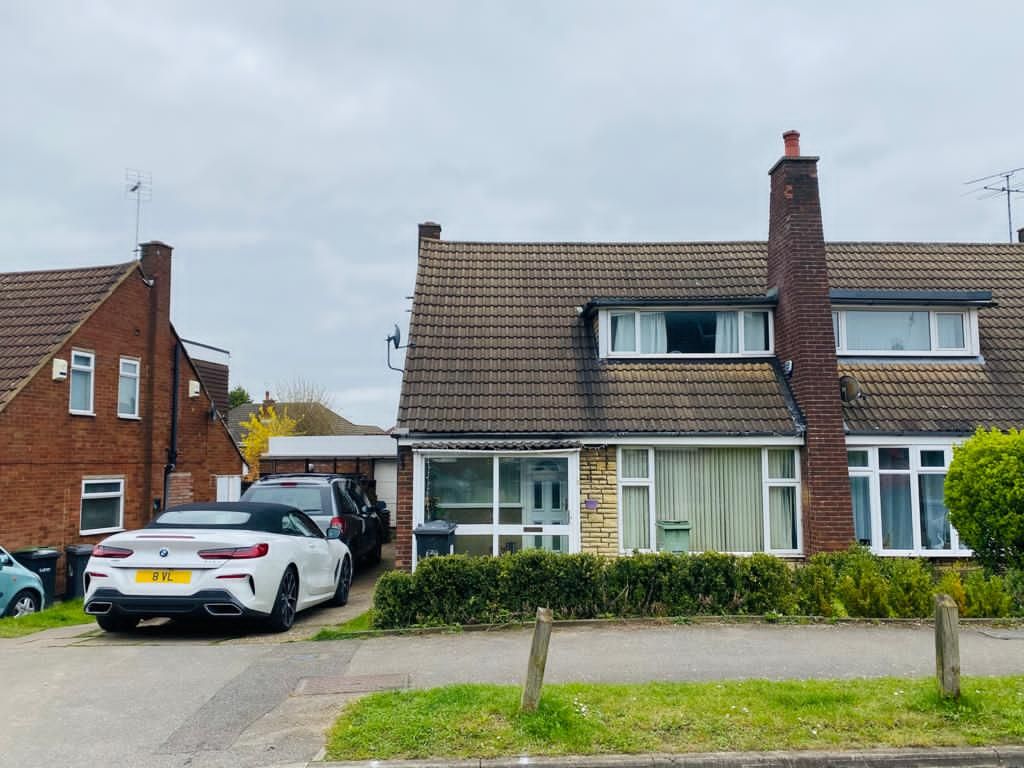3 Bed Semi Detached House To Rent In Westmorland Avenue Luton Lu3 £