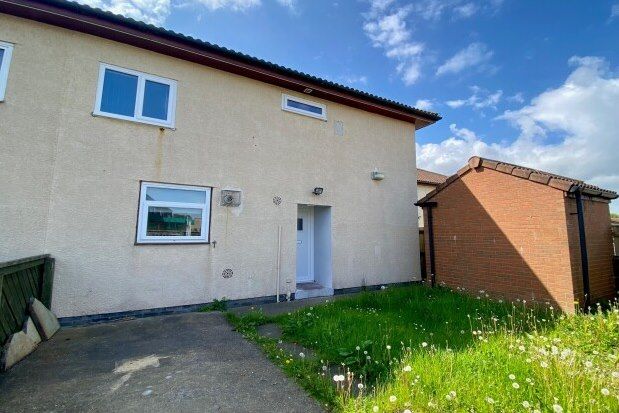 4 bed property to rent in Derwent Way, Newcastle Upon Tyne NE12 - Zoopla