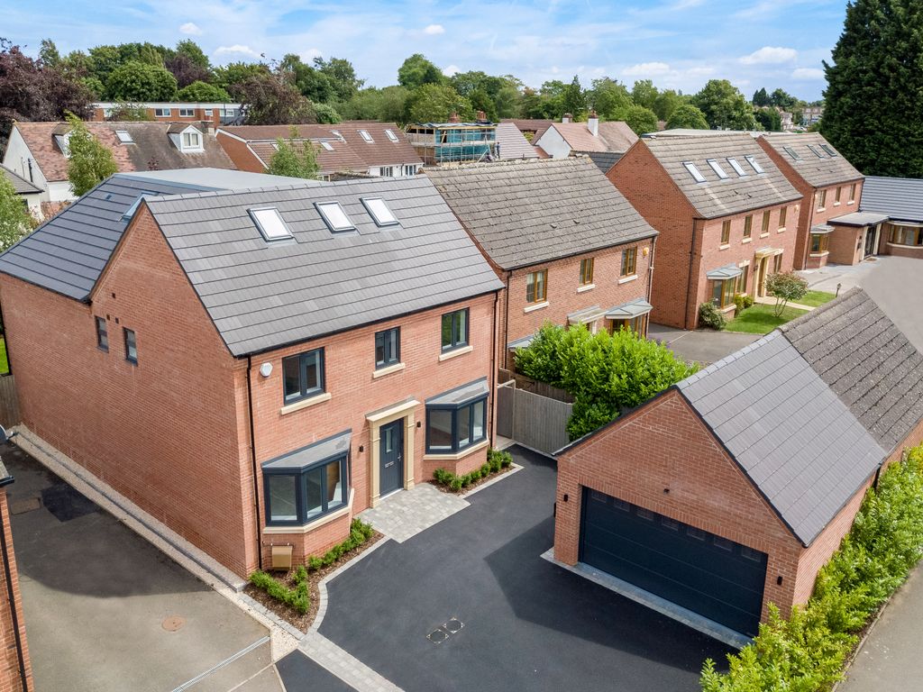 New home, 6 bed detached house for sale in Sandy Hill Rise, Shirley ...