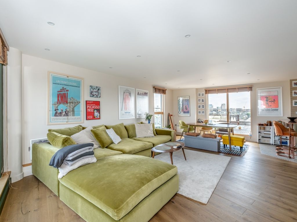 3 bed flat to rent in Frances Wharf, London E14, £3,500 pcm - Zoopla