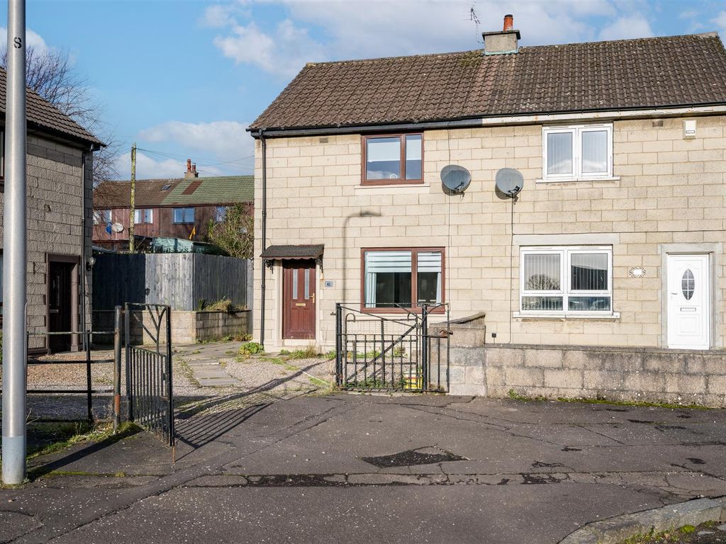 2 Bed Semi Detached House For Sale In St Ninian Terrace Dundee Dd3 £