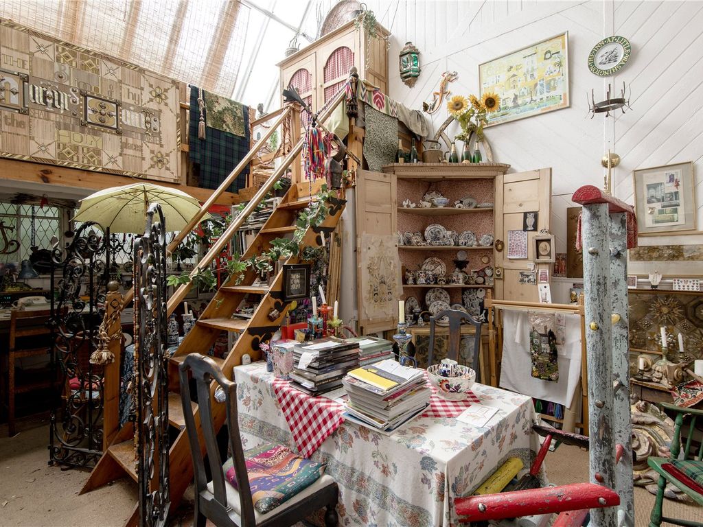 Terraced house for sale in Glebe Place, London SW3, £595,000 - Zoopla