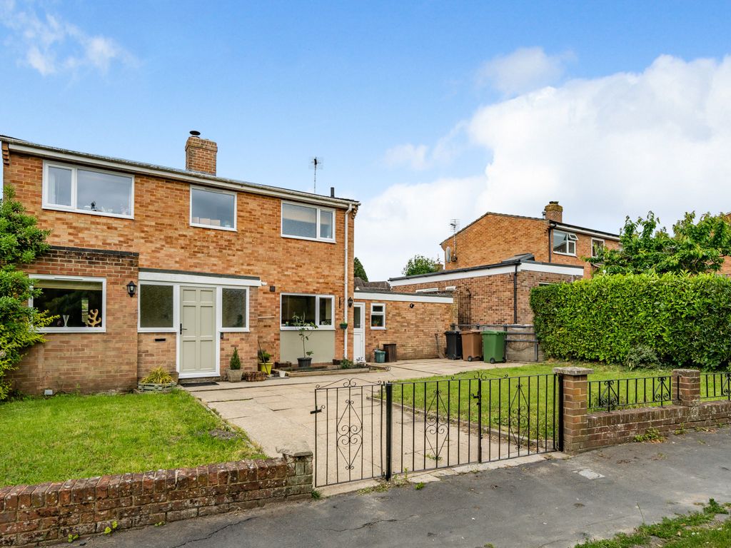 3 Bed Link Detached House For Sale In Tinkerbush Lane Wantage