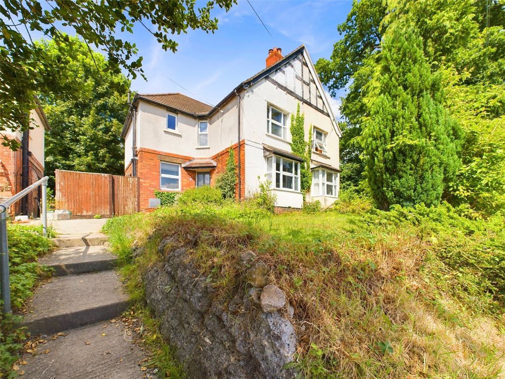 3 bed semi-detached house for sale in Stratford Road, Stroud ...