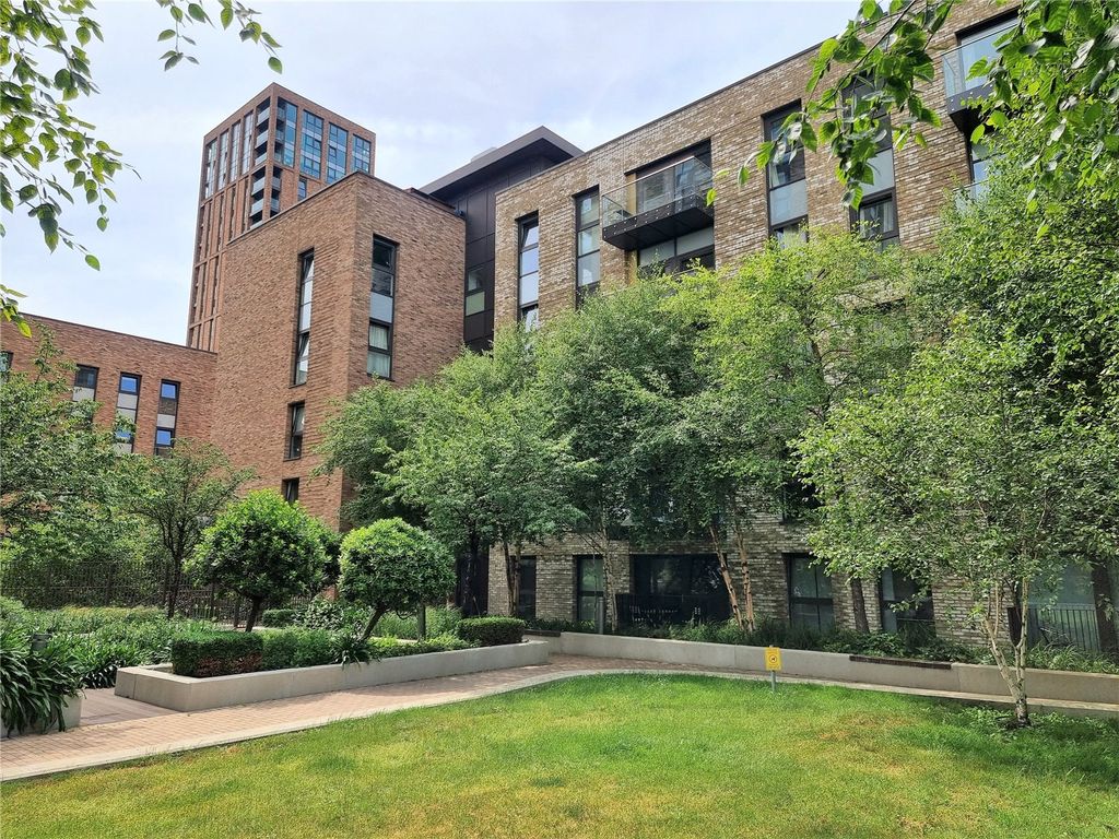 2 bed flat for sale in Yeoman Street, Greenland Place SE8 - Zoopla