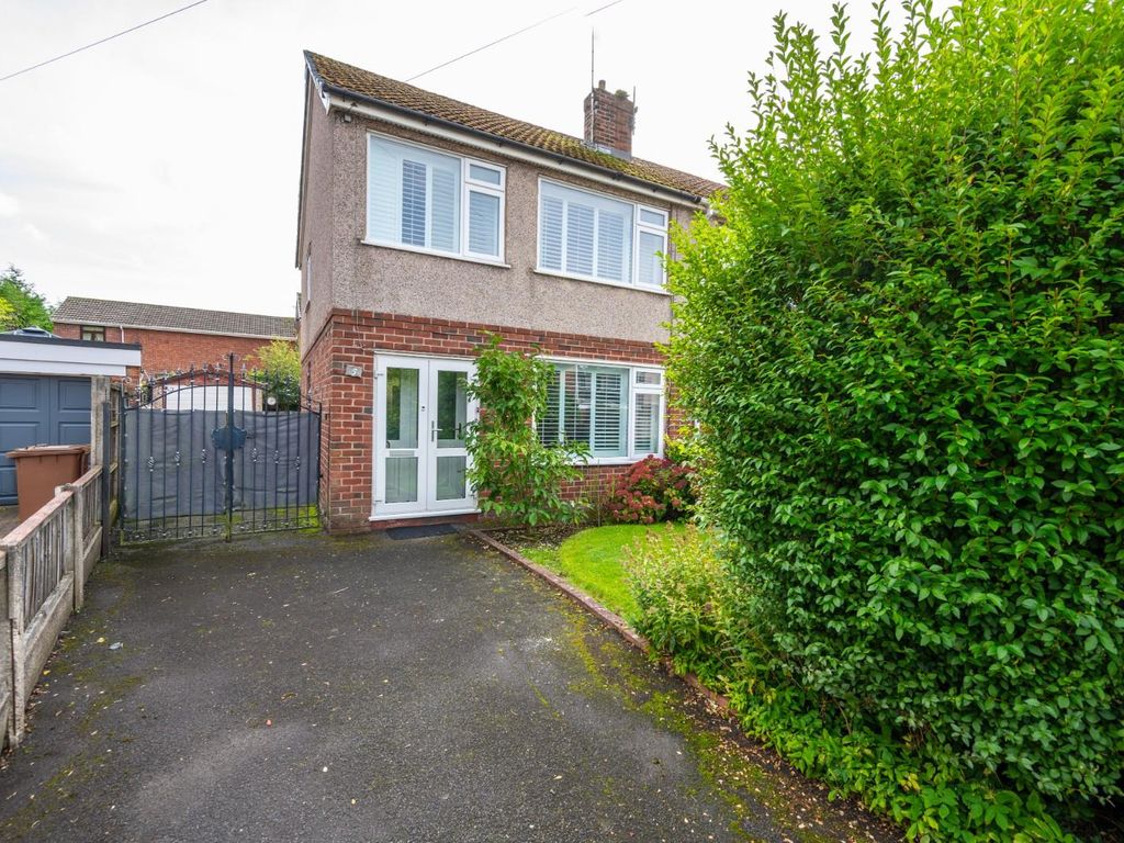 3 Bed Semi Detached House For Sale In Toftwood Avenue Rainhill