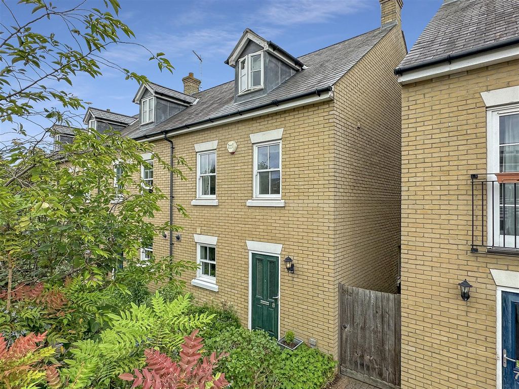 4 Bed End Terrace House For Sale In Cavendish Road Cambridge Cb1 £