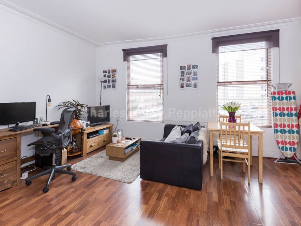 1 bed flat to rent in Fleet Road, Hampstead Heath NW3, £1,600 pcm - Zoopla