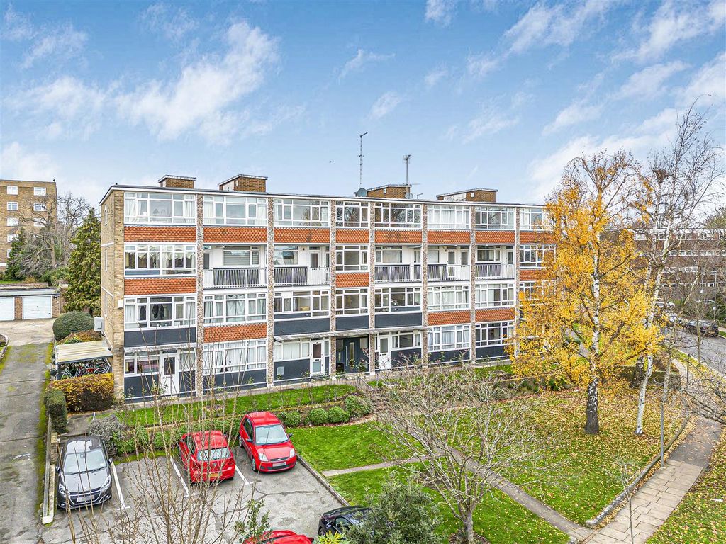 2 bed flat for sale in Garden Royal, Kersfield Road, Putney SW15, £ ...