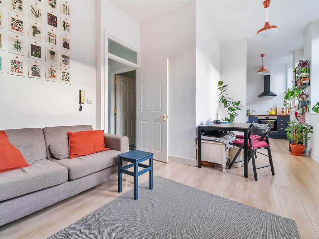 1 bed flat for sale in Cheapside, Reading RG1, £220,000 - Zoopla