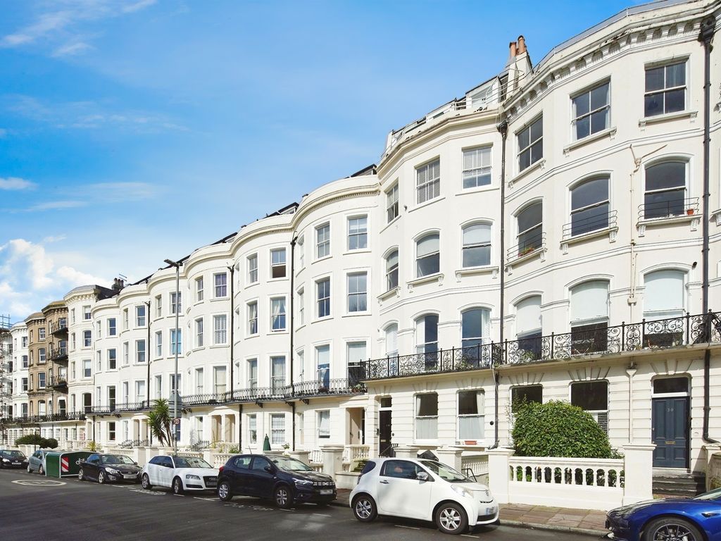 Studio for sale in Vernon Terrace, Brighton BN1, £170,000 - Zoopla