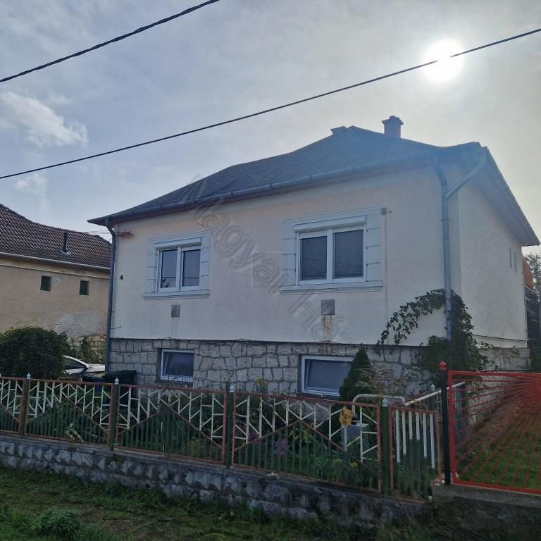 2 bed country house for sale in House In Csokvaomány, Borsod-Abaúj ...
