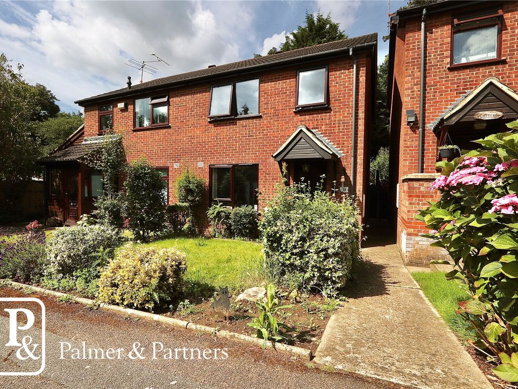3 Bed Semi Detached House For Sale In Burnham Close Ipswich Suffolk