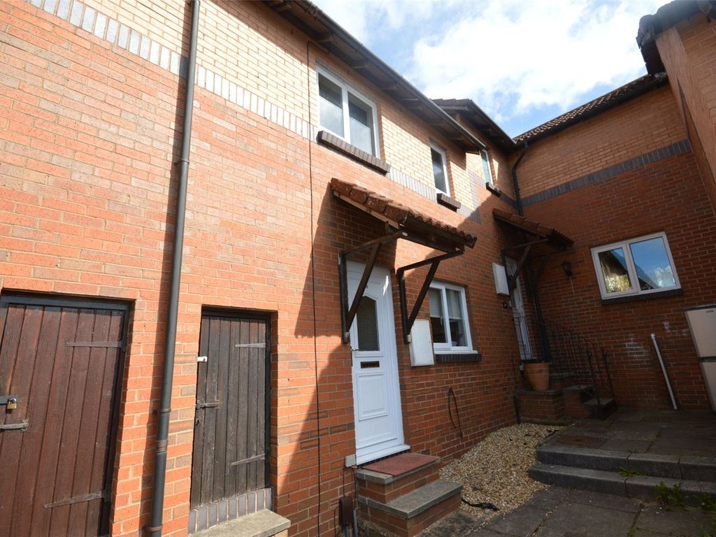 2 bed terraced house to rent in Farm Hill, Exwick, Exeter EX4, £775 pcm ...