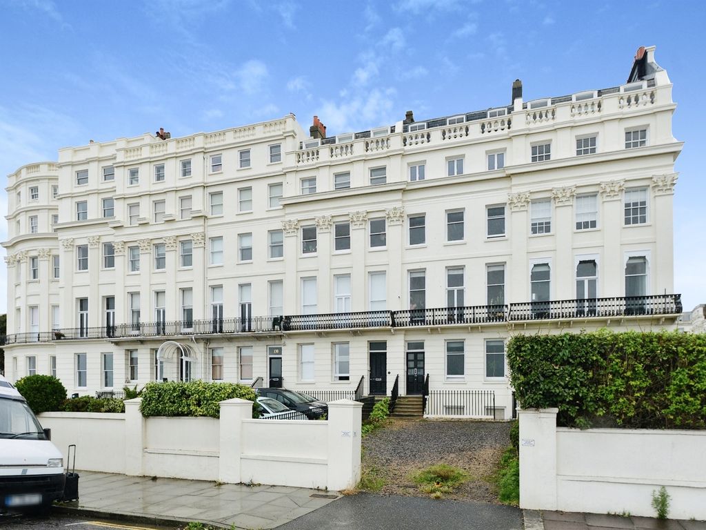 2 bed flat for sale in Marine Parade, Brighton BN2, £425,000 - Zoopla