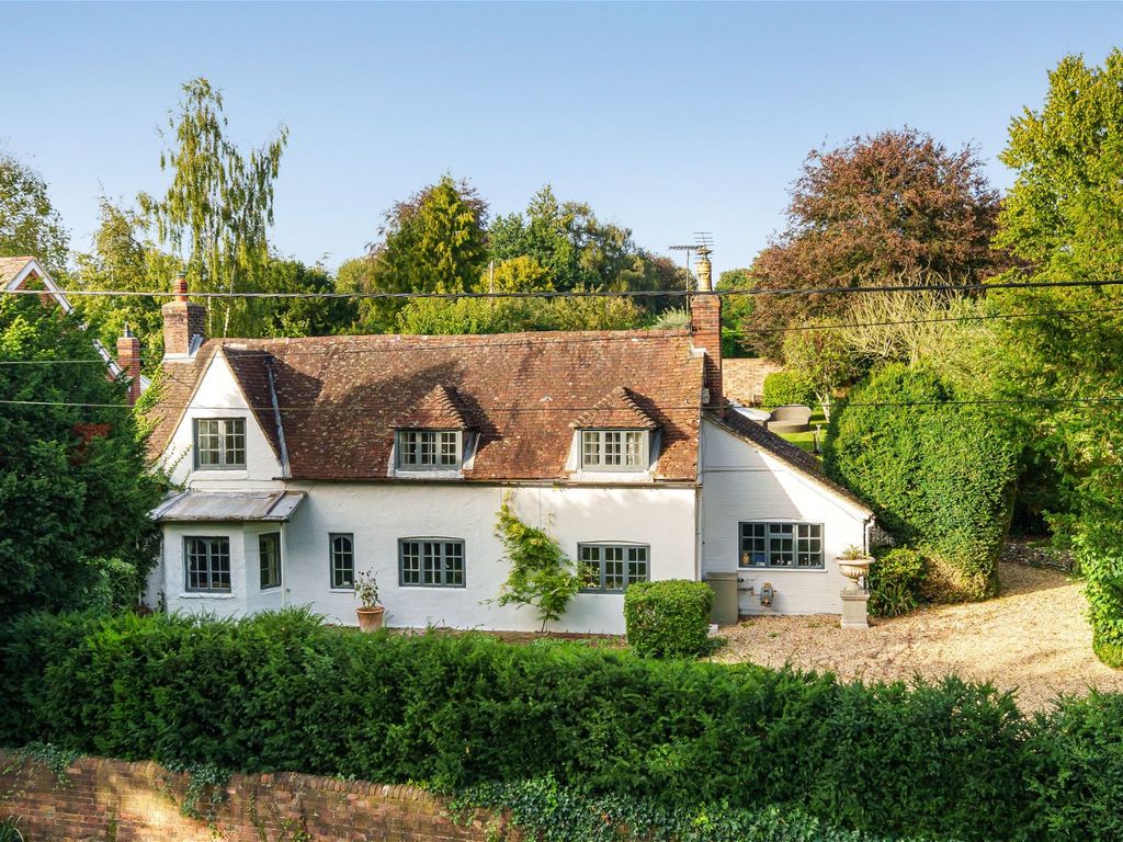 4 bed detached house for sale in Bramdean, Alresford SO24, £1,250,000 ...