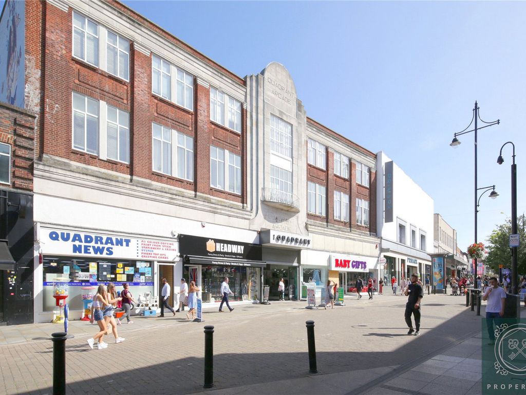 Retail premises to let in Quadrant Arcade, Romford RM1, £10,800 pa - Zoopla