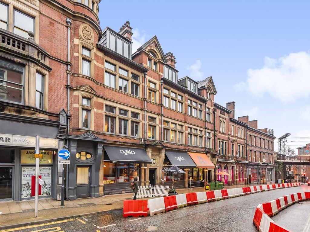 2 bed flat to rent in Crown Street, Leeds LS2 - Zoopla