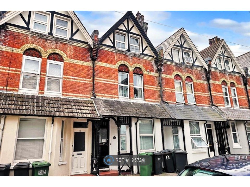 5 Bed Terraced House To Rent In Hyde Road Eastbourne Bn21 £2 000 Pcm
