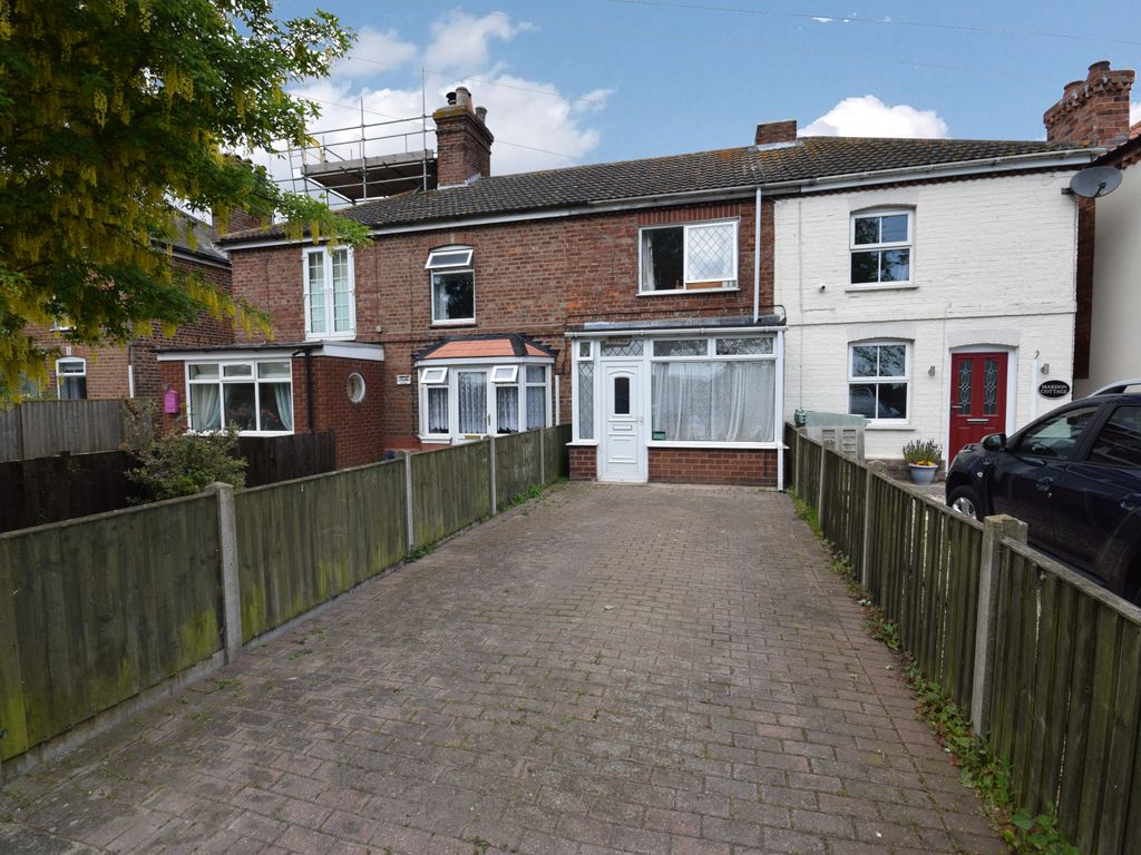 2 bed terraced house for sale in Thames Street, Hogsthorpe PE24 - Zoopla