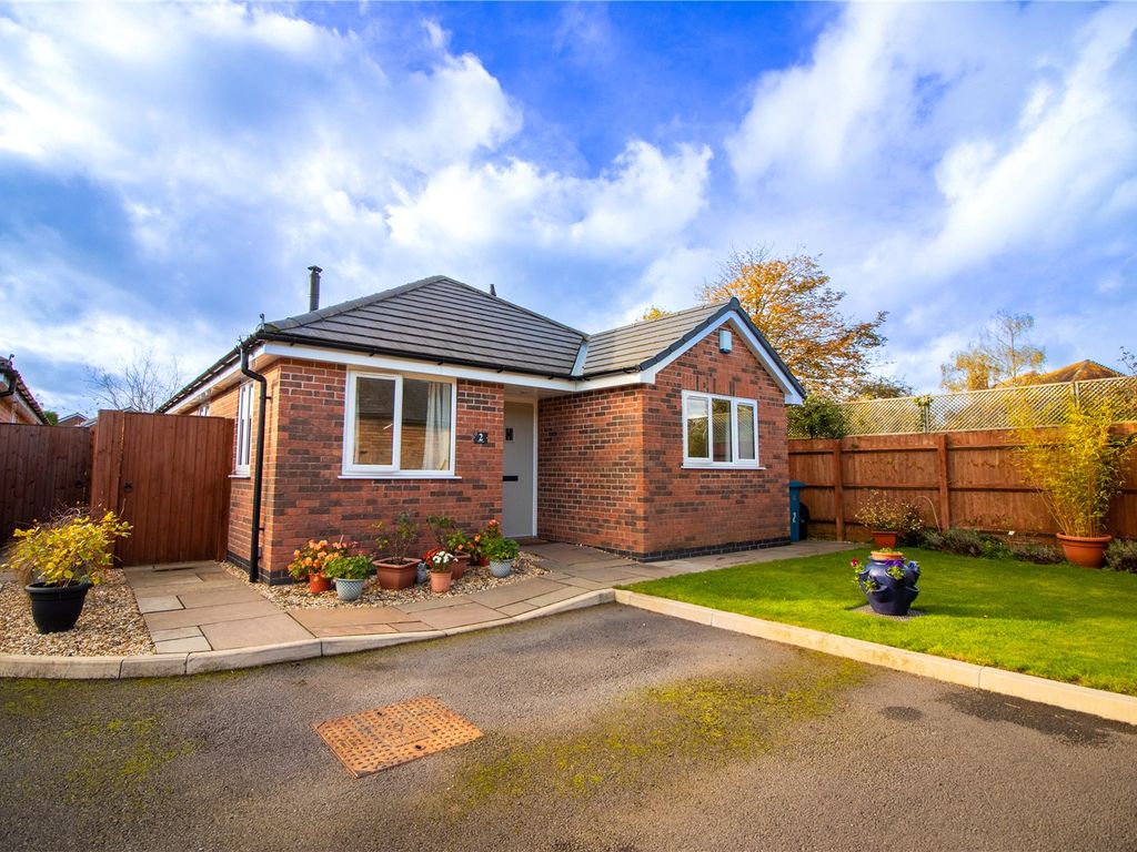 3 bed bungalow for sale in Hind Close, Kinoulton, Nottingham ...