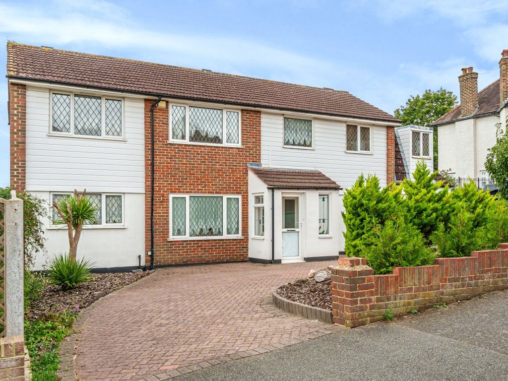 4 bed detached house for sale in Woodmansterne Road, Coulsdon CR5, £ ...
