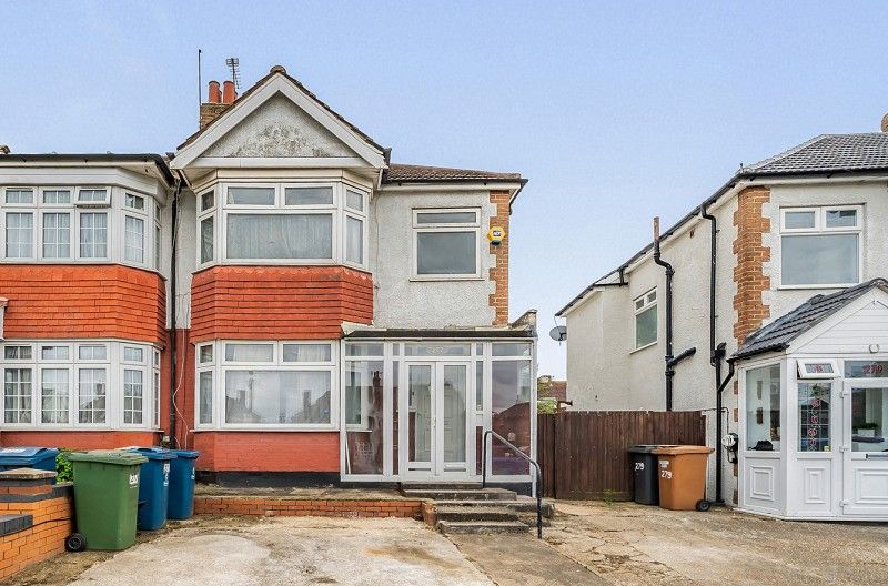 3 Bed Semi Detached House For Sale In Camrose Avenue Edgware Greater