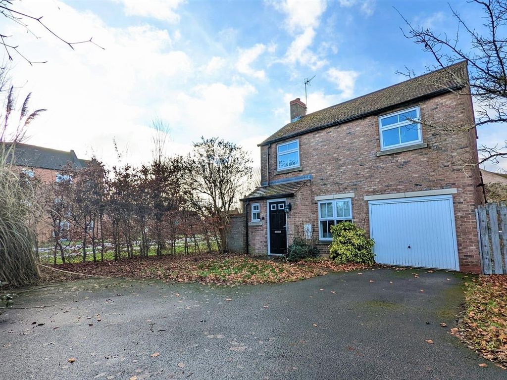3 bed detached house for sale in Chestnut Way, Selby YO8 - Zoopla