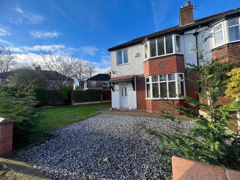 4 Bed Semi Detached House For Sale In Beaver Road Didsbury Manchester