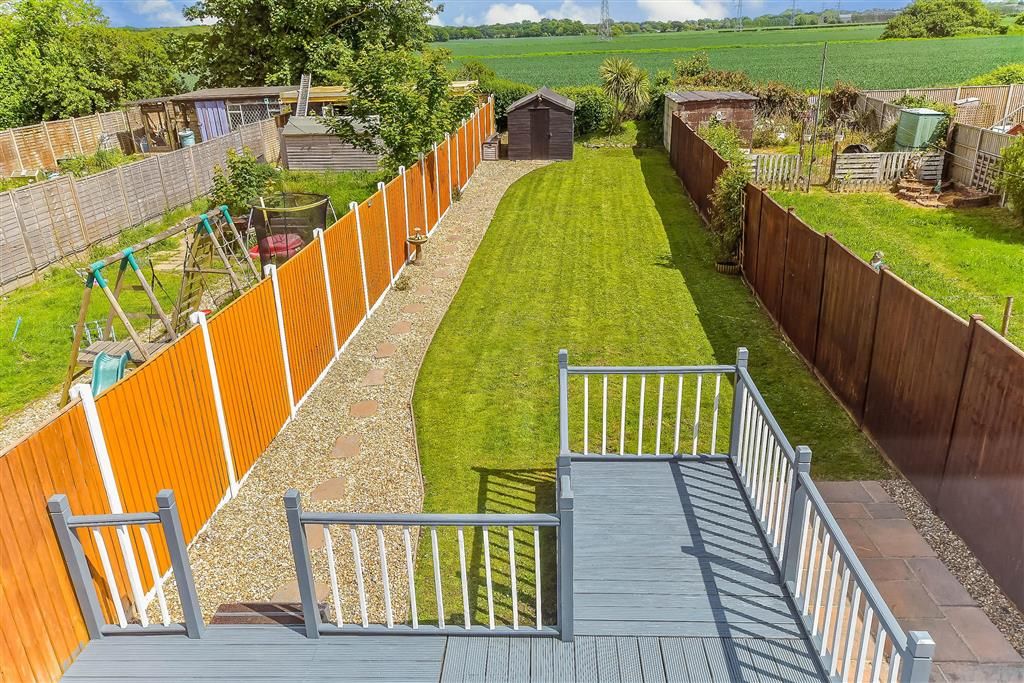3 Bed Semi Detached House For Sale In South Lane Southbourne
