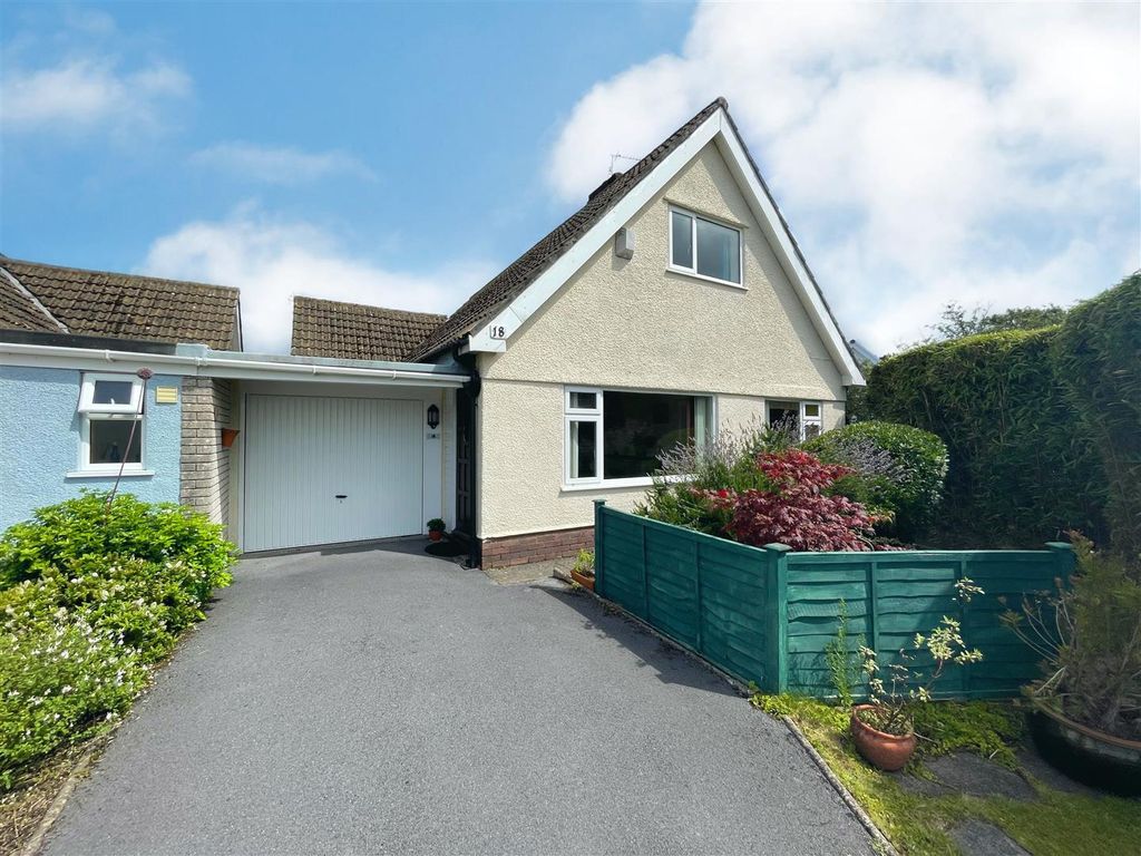 4 Bed Link Detached House For Sale In Highpool Close Newton Swansea