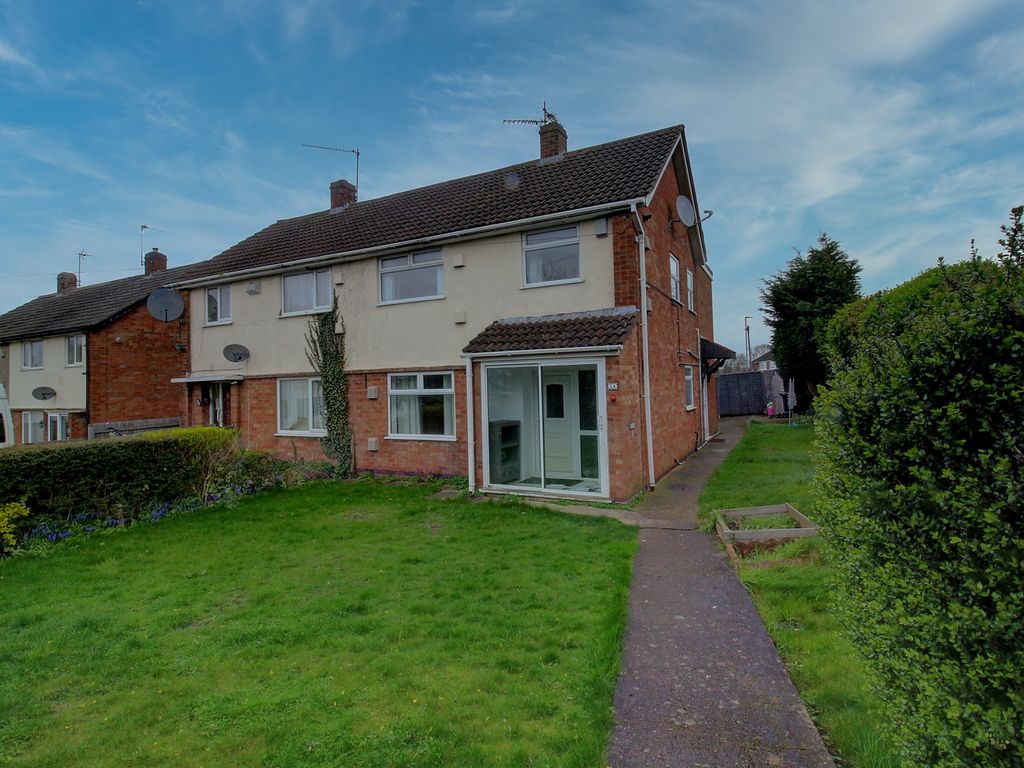 4 Bed Semi Detached House For Sale In Cleveland Road Wigston Le18 £