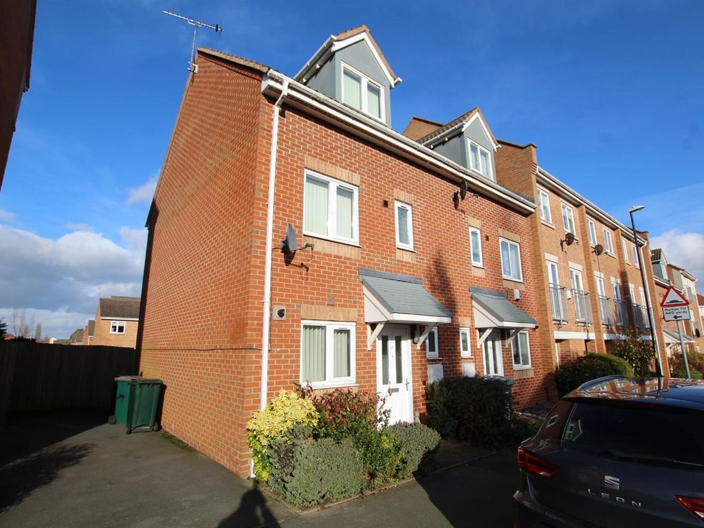3 bed semi-detached house to rent in Common Way, Coventry CV2, £1,200 ...
