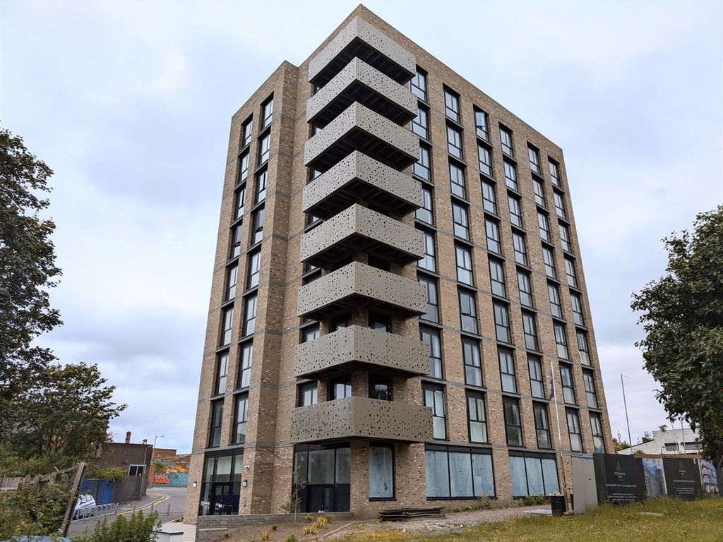 1 bed flat to rent in 7, Bevington Bush, Liverpool L3, £900 pcm - Zoopla