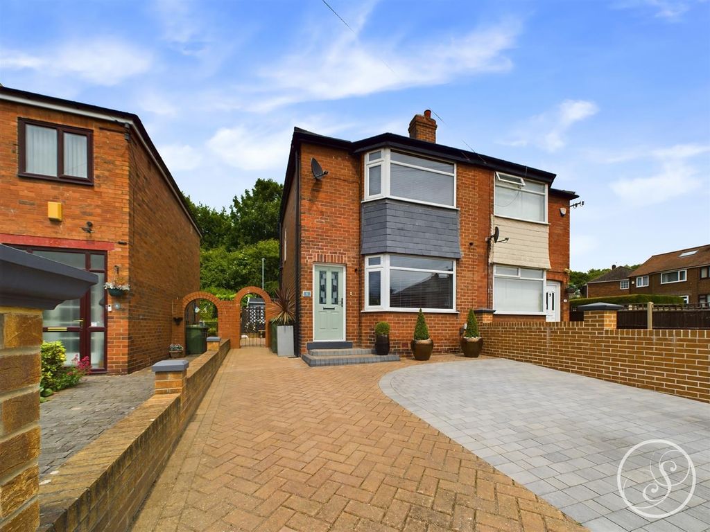 2 bed semi-detached house for sale in Whitebridge Spur, Leeds LS9, £ ...