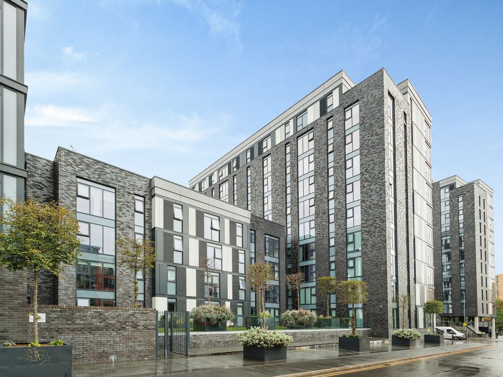 1 bed flat for sale in Woden Street, Salford, Greater Manchester M5, £ ...