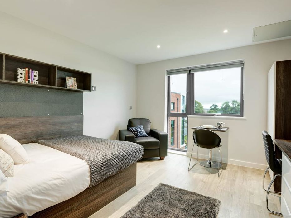 Room to rent in Cricket Field Court, Prince Of Wales Road, Exeter EX4 ...