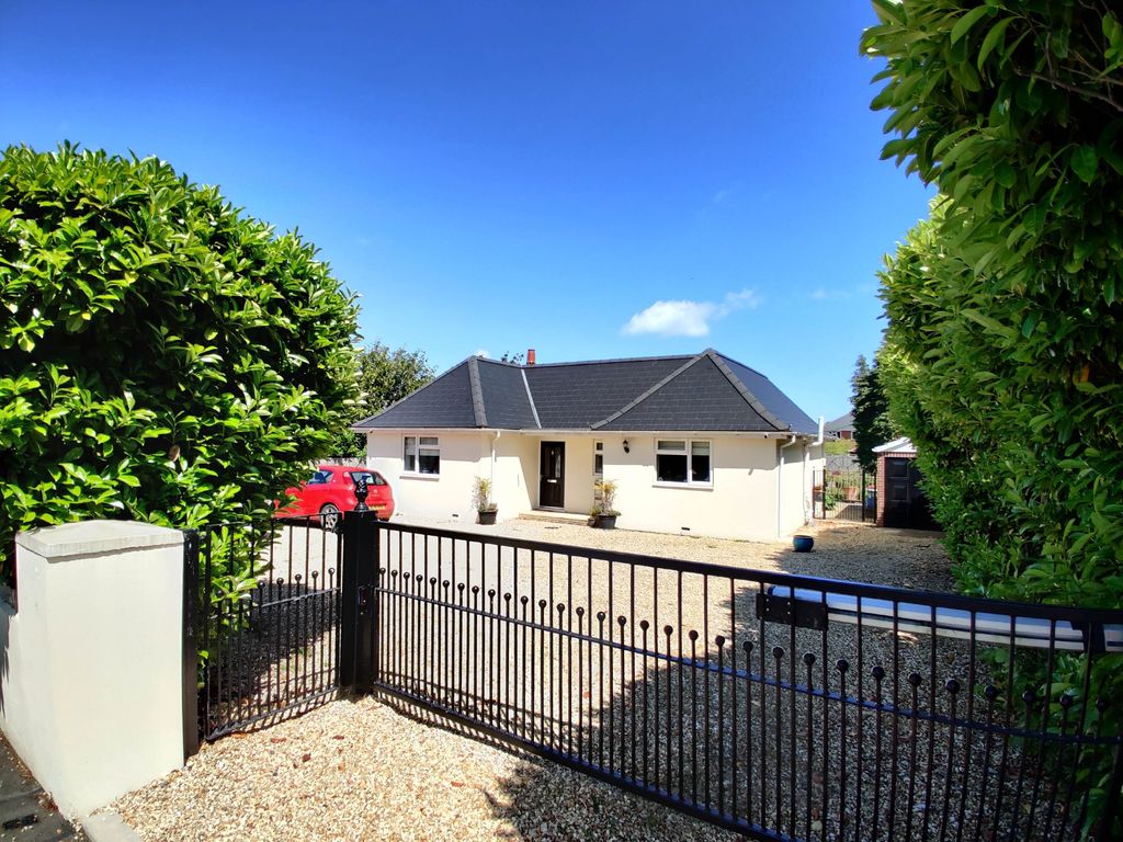 4 bed detached bungalow for sale in Landguard Manor Road, Shanklin PO37 ...