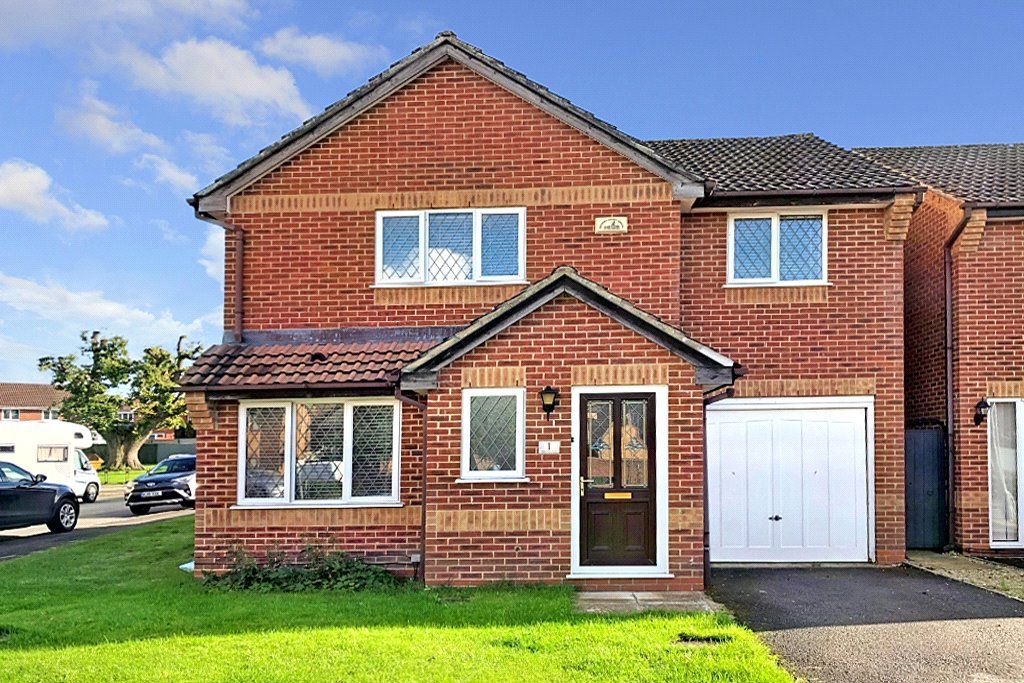4 Bed Detached House For Sale In Villiers Close The Prinnels Swindon