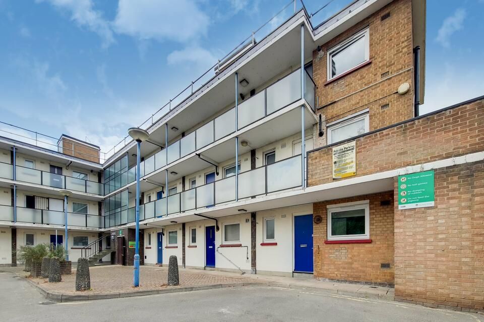 Studio for sale in Corbyn Street, London N4 - Zoopla