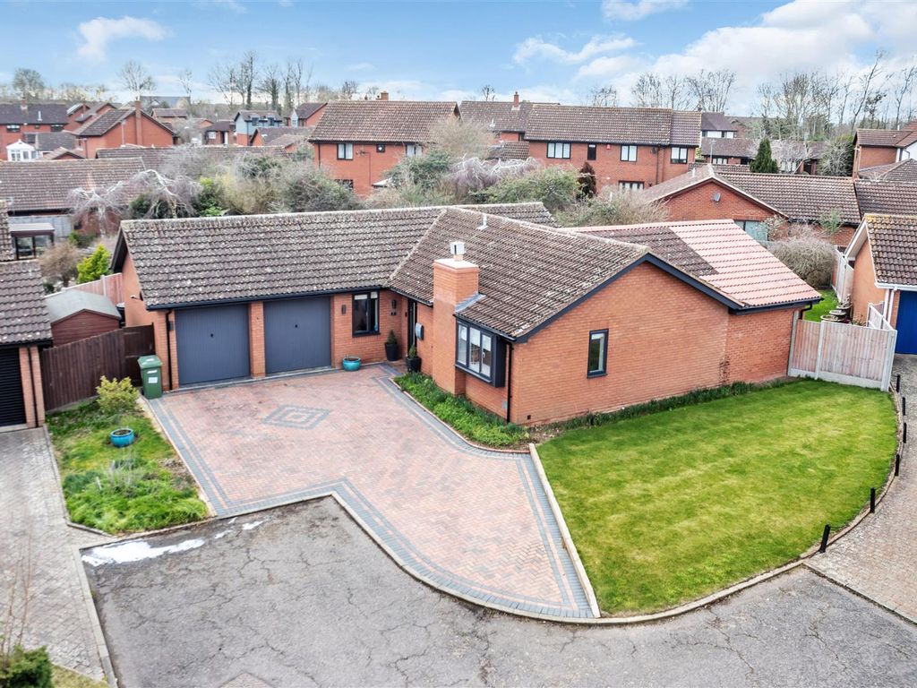 3 Bed Detached Bungalow For Sale In Sedgemere Two Mile Ash Milton