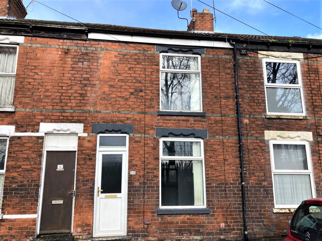 2 bed terraced house for sale in Stepney Lane, Hull HU5 - Zoopla