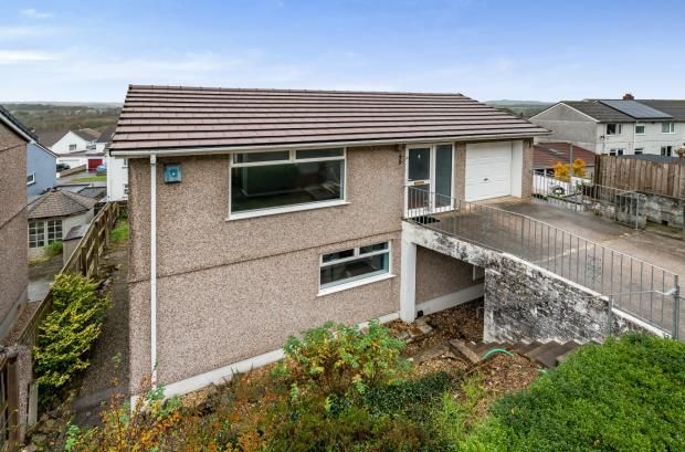 3 bed detached house for sale in Dunstone View, Plymouth, Devon PL9, £ ...
