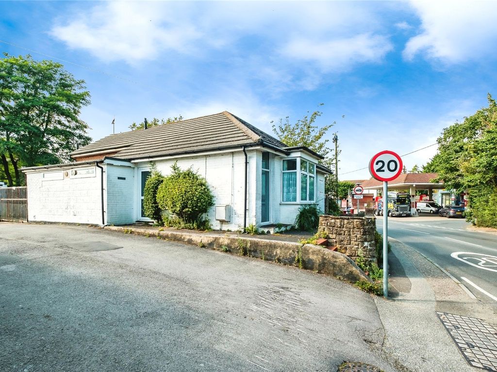3 bed bungalow for sale in High Street, Upper Beeding, Steyning, West ...